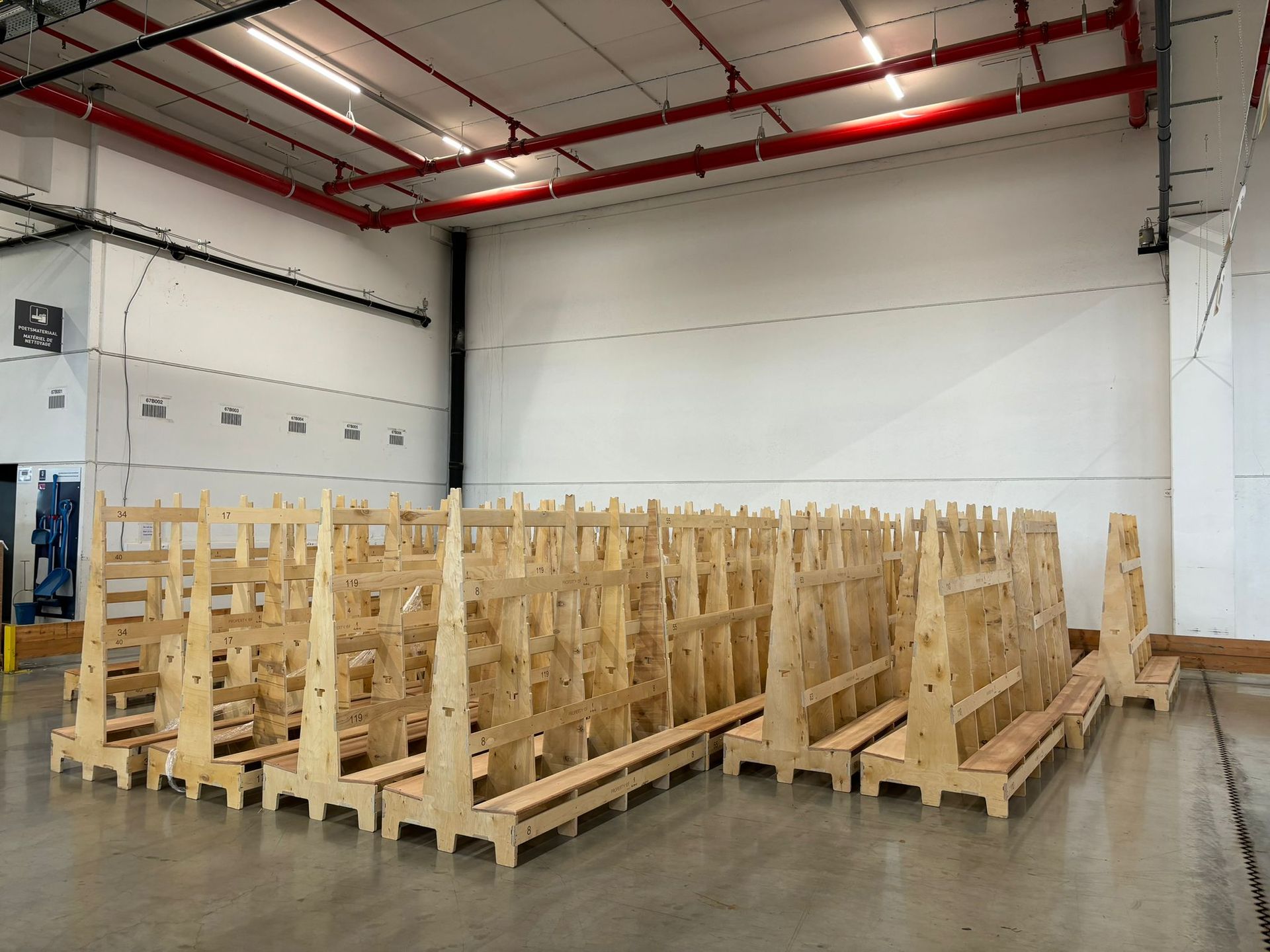 Efficient Glass Transport: Deltarack’s SR80 Racks for Van Marcke