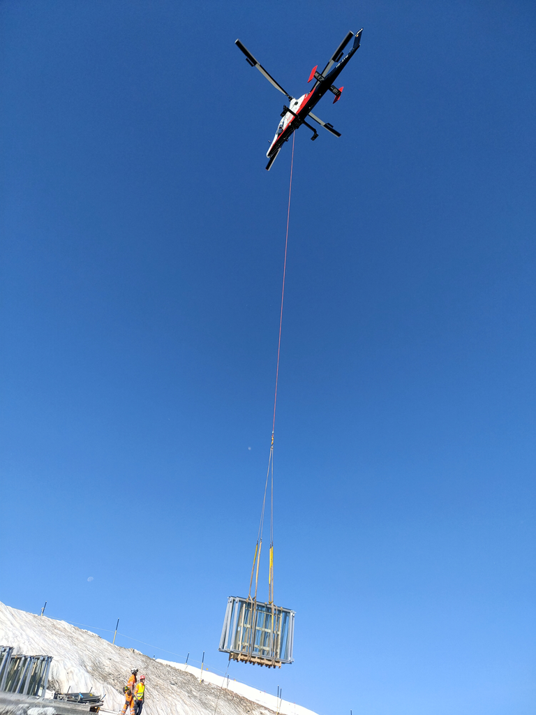 High-Altitude Logistics: Deltarack’s Transport Racks for Titlis Tower
